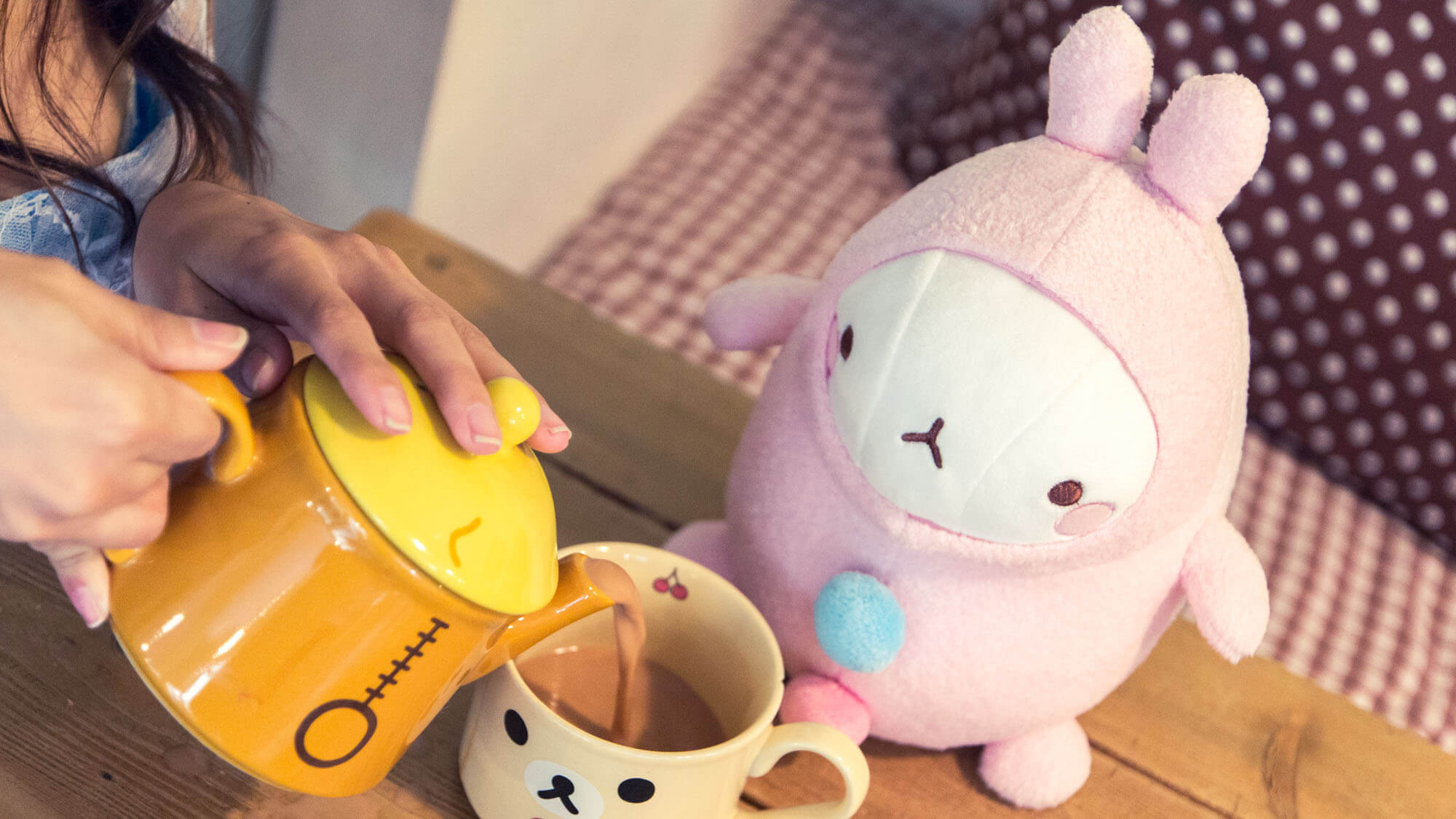 Cosplay in Korea: Tea Party with Alice – Seoul Searching