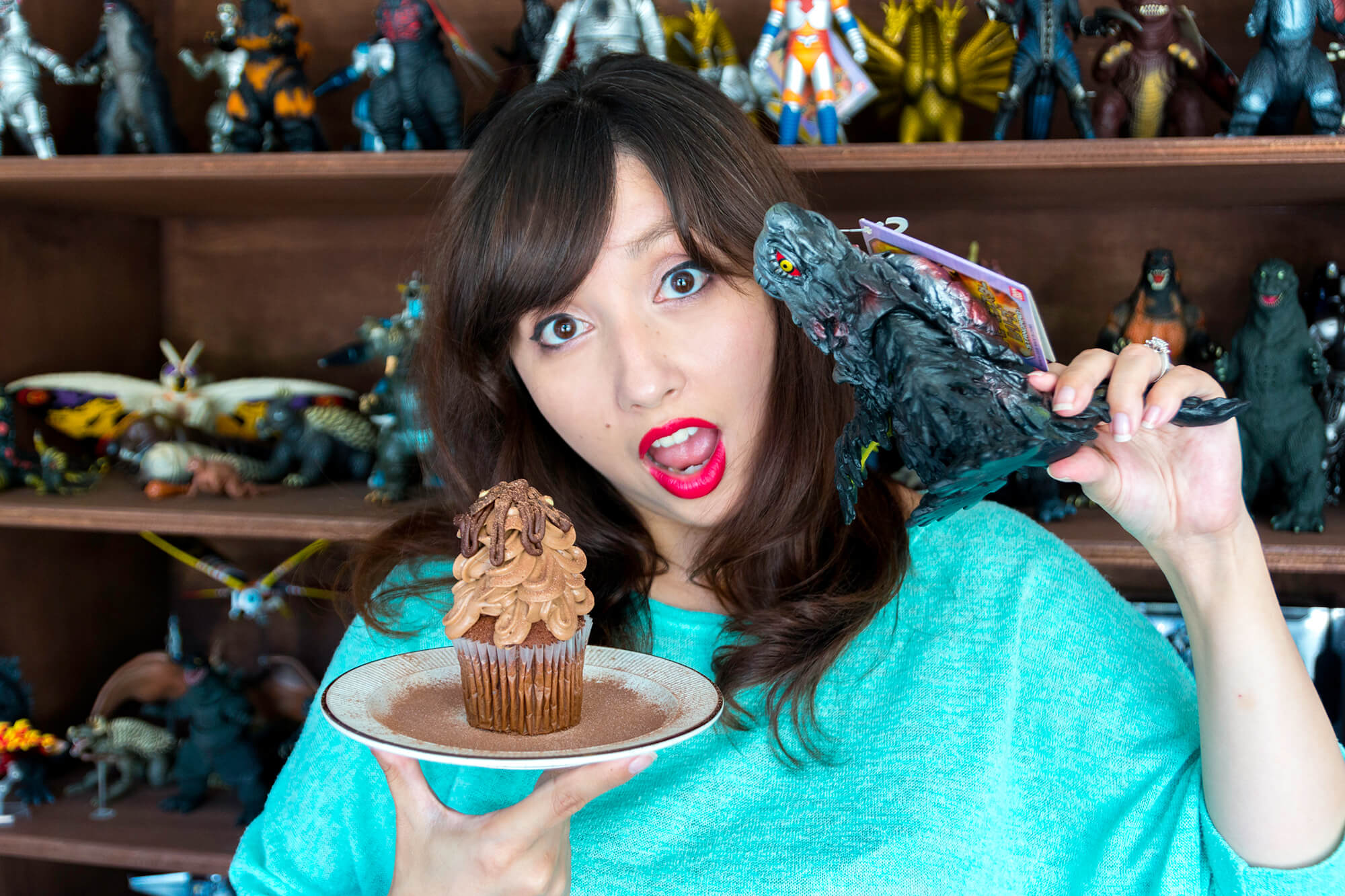 Godzilla Cafe in Korea: Cafe Ookii ( 카페 오오키이) – Seoul Searching