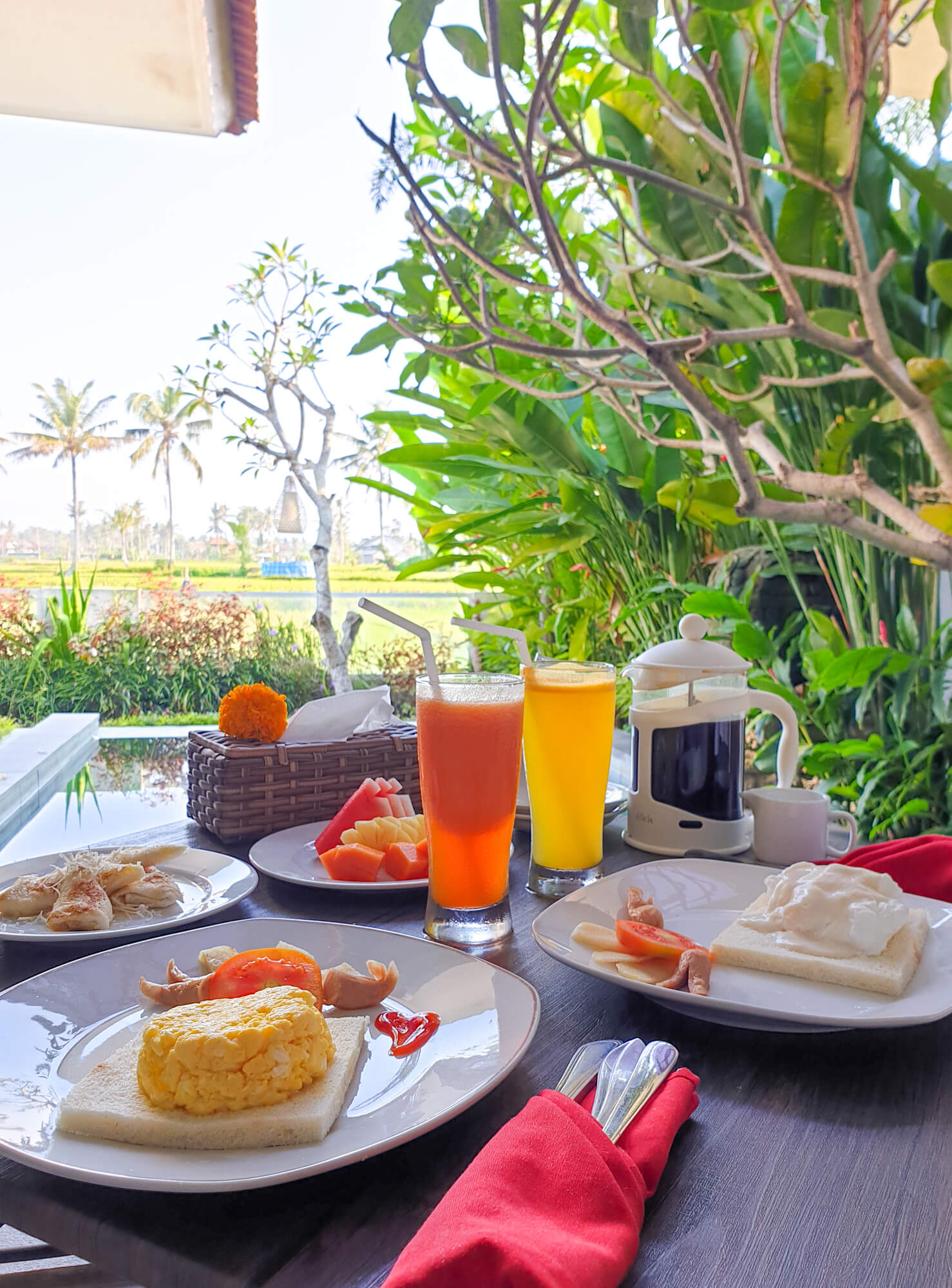 ULTIMATE BALI FOOD GUIDE: Where to Eat + Free Breakfasts