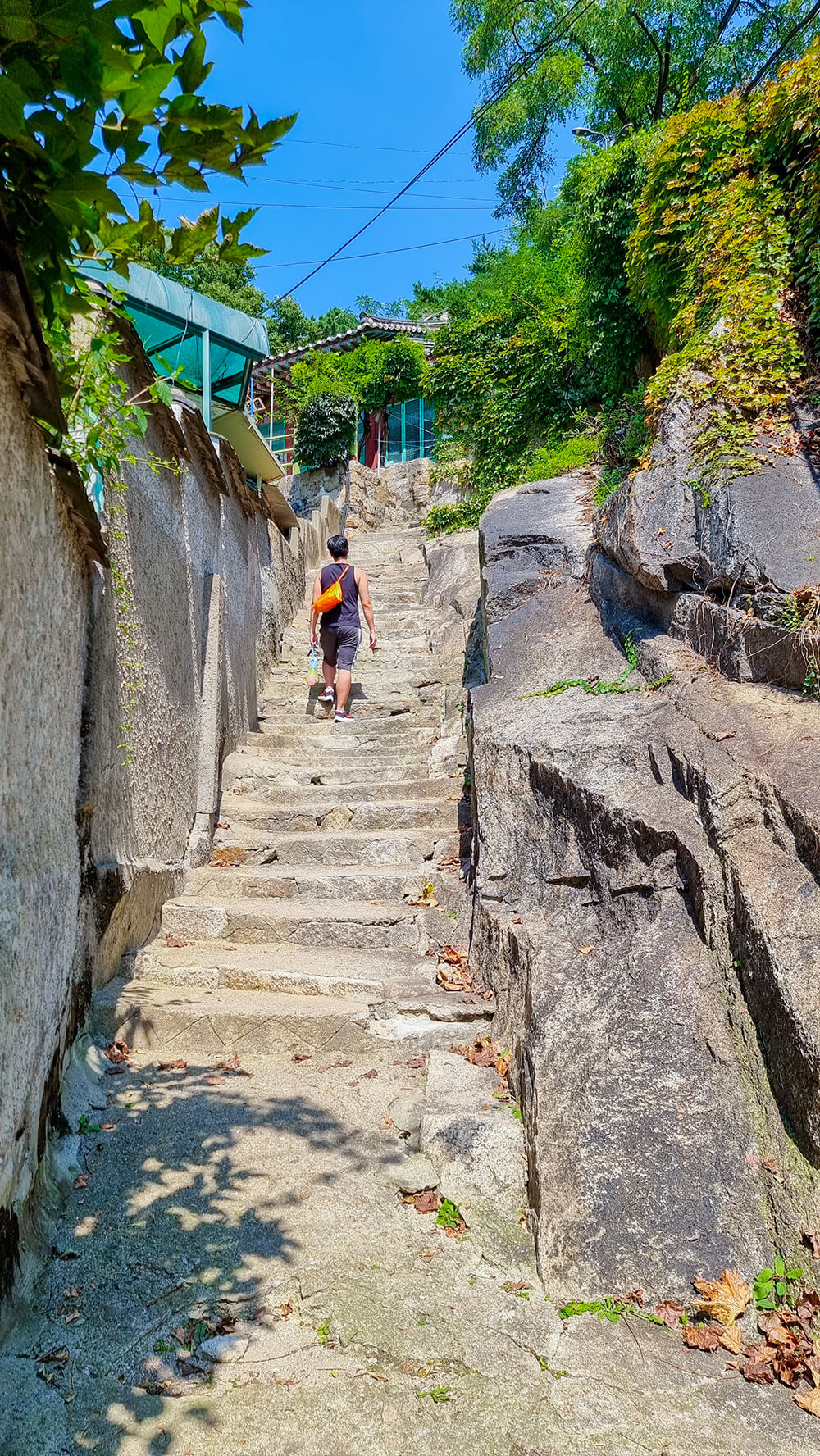 A Breathtaking View of Seoul from Inwangsan – Seoul Searching