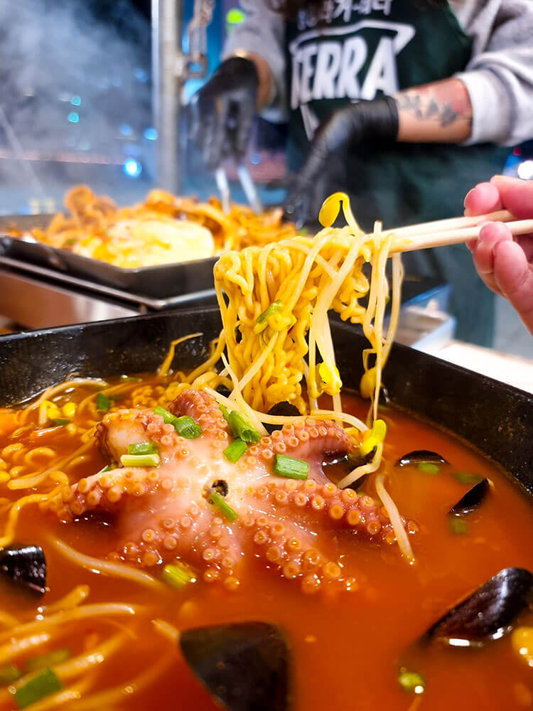 Everything We Ate in Yeosu, South Korea – Part 1 – Seoul Searching