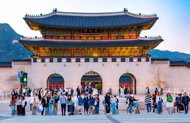 Cafe Pokpo: The Waterfall Cafe in Seoul – Seoul Searching