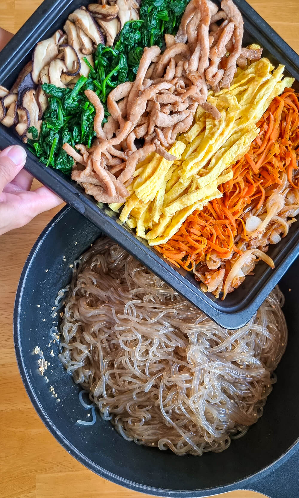 Authentic Japchae Recipe (Korean Stir-Fried Glass Noodles) – Seoul ...
