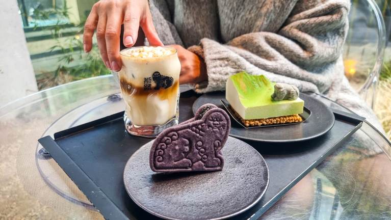 Korea’s Famous Poop Cafe (UPDATED) – Seoul Searching