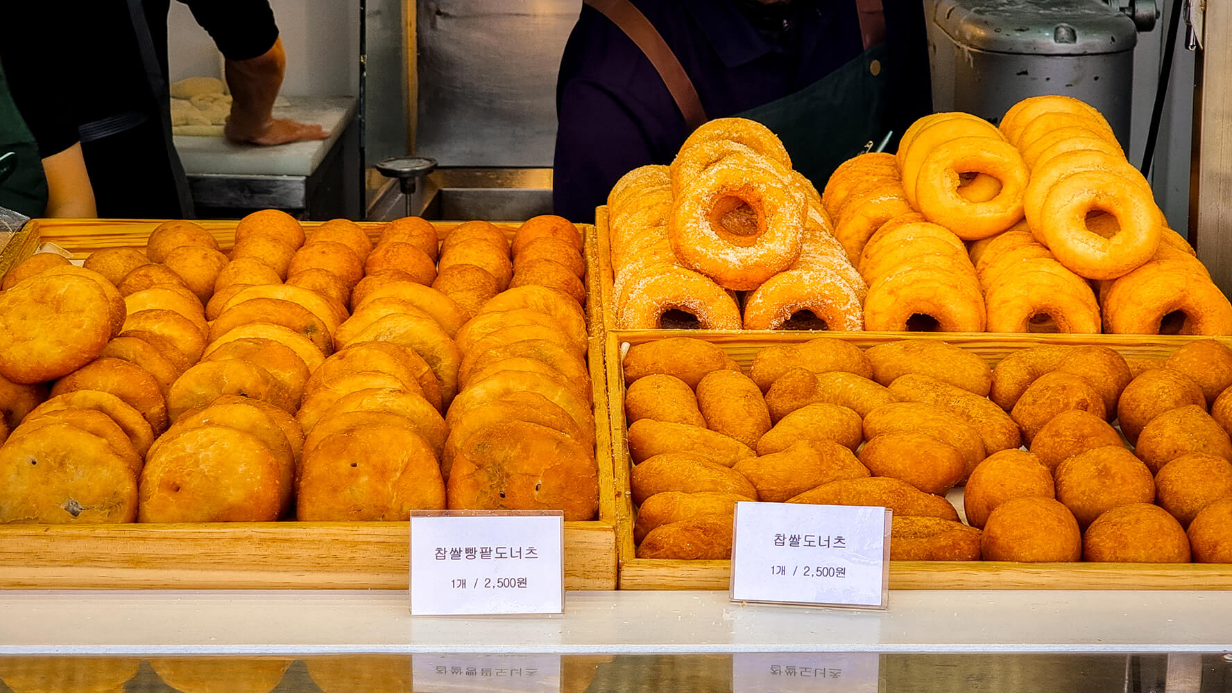 20250412_121204-2b – Seoul Searching